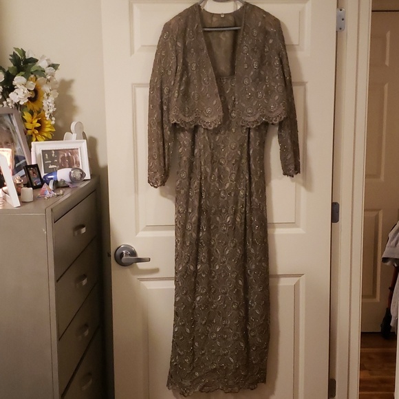 Dresses | 2 Piece Elegant Woman Dress Brownish Green With Decorative ...